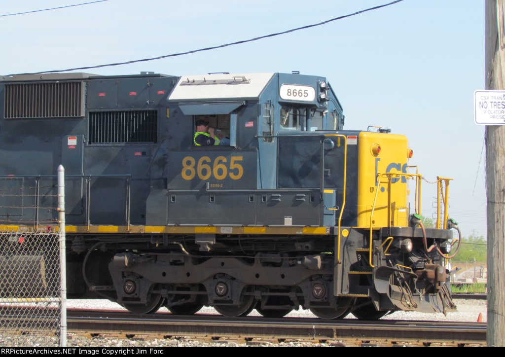 CSXT 8665
